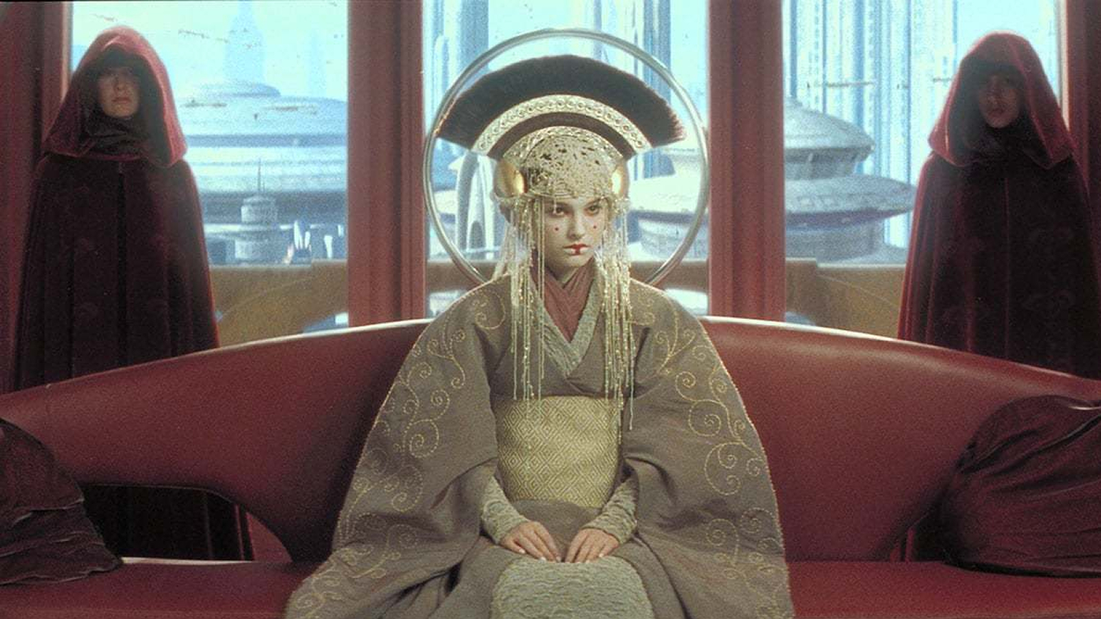 Star Wars: How Old Is Padmé Amidala in The Phantom Menace?