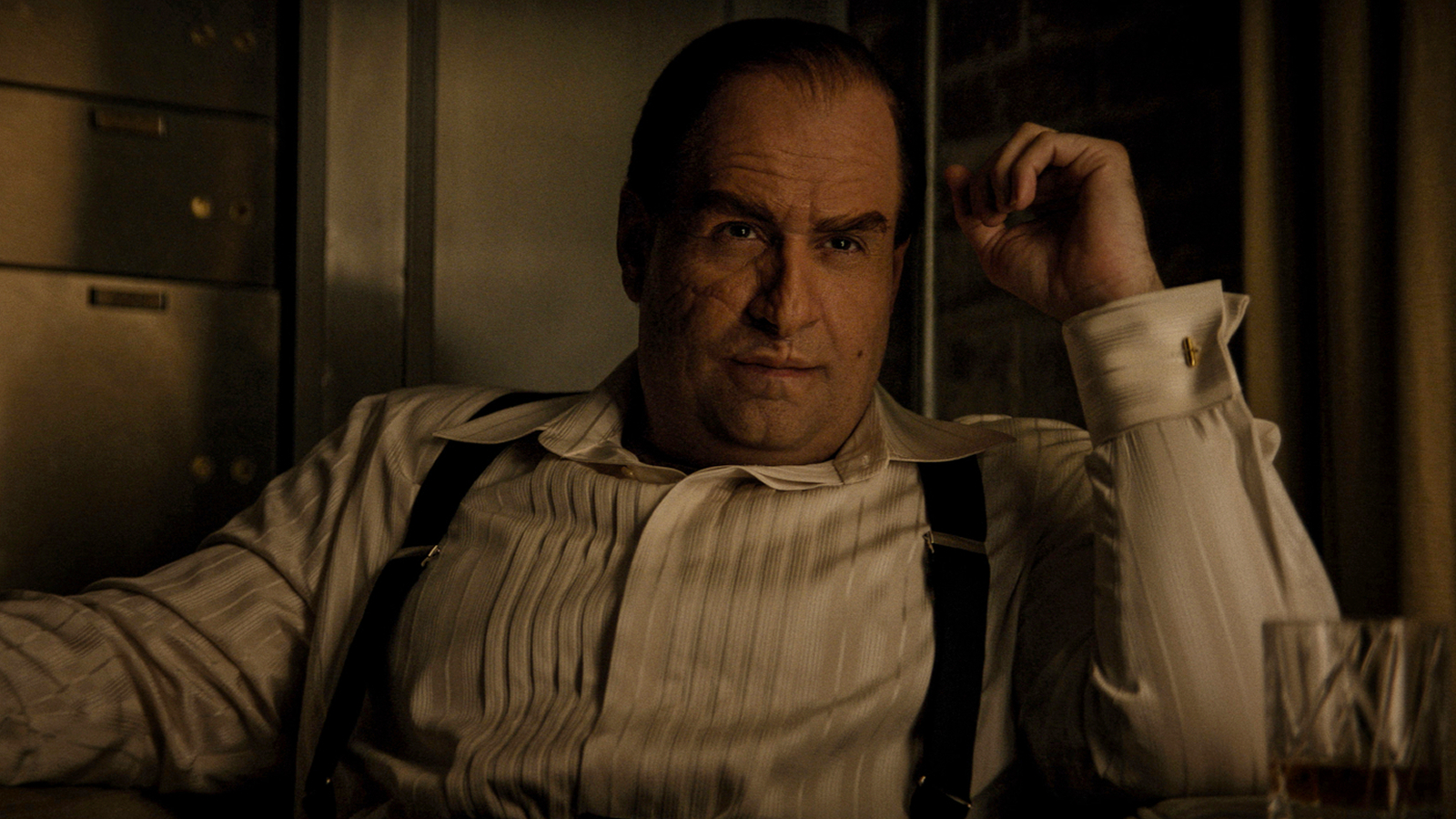 The Penguin: Oz Cobb's Foot Condition, Explained