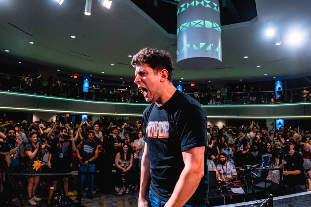 Old-school fighters are back: Virtua Fighter 5 R.E.V.O. World Stage ...